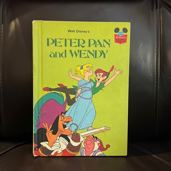 Disney | Toys | Vtg 981 First American Edition Walt Disneys Peter Pan ...